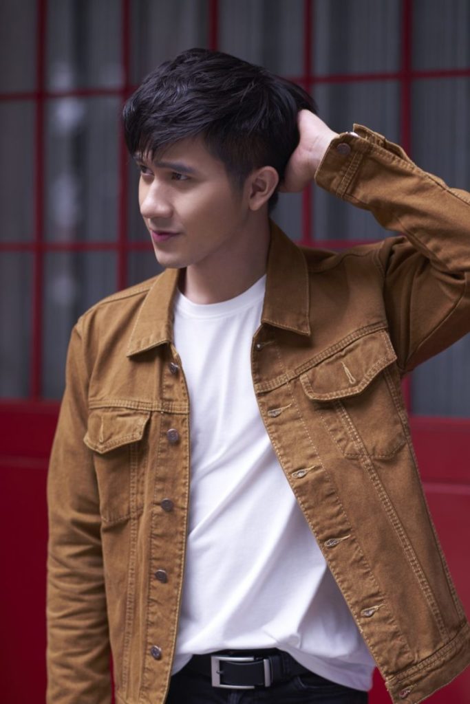 60+ Model Rambut Pria (GAYA POTONGAN PENDEK & PANJANG)