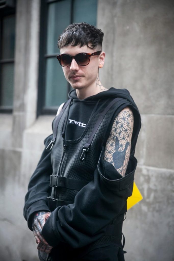 60+ Model Rambut Pria (GAYA POTONGAN PENDEK & PANJANG)