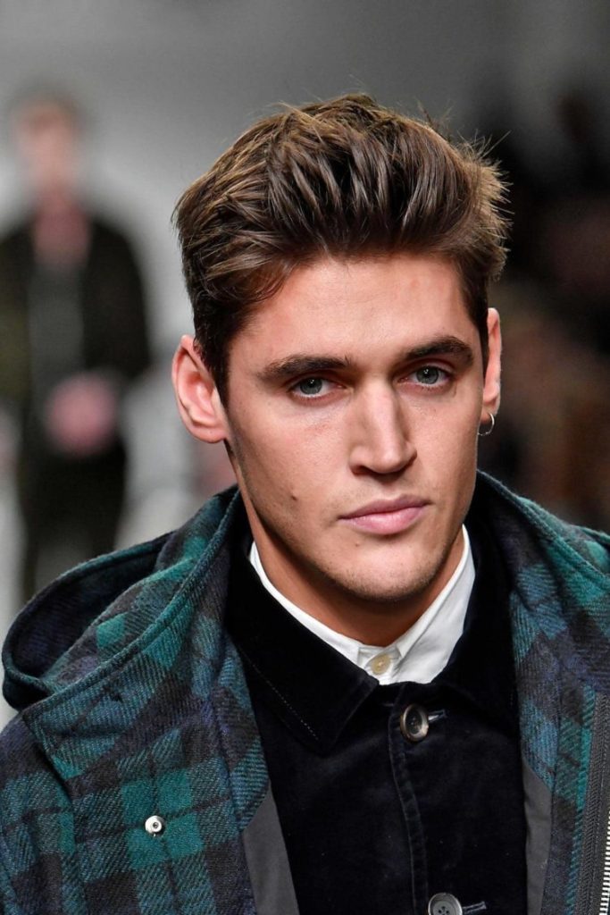 60+ Model Rambut Pria (GAYA POTONGAN PENDEK & PANJANG)