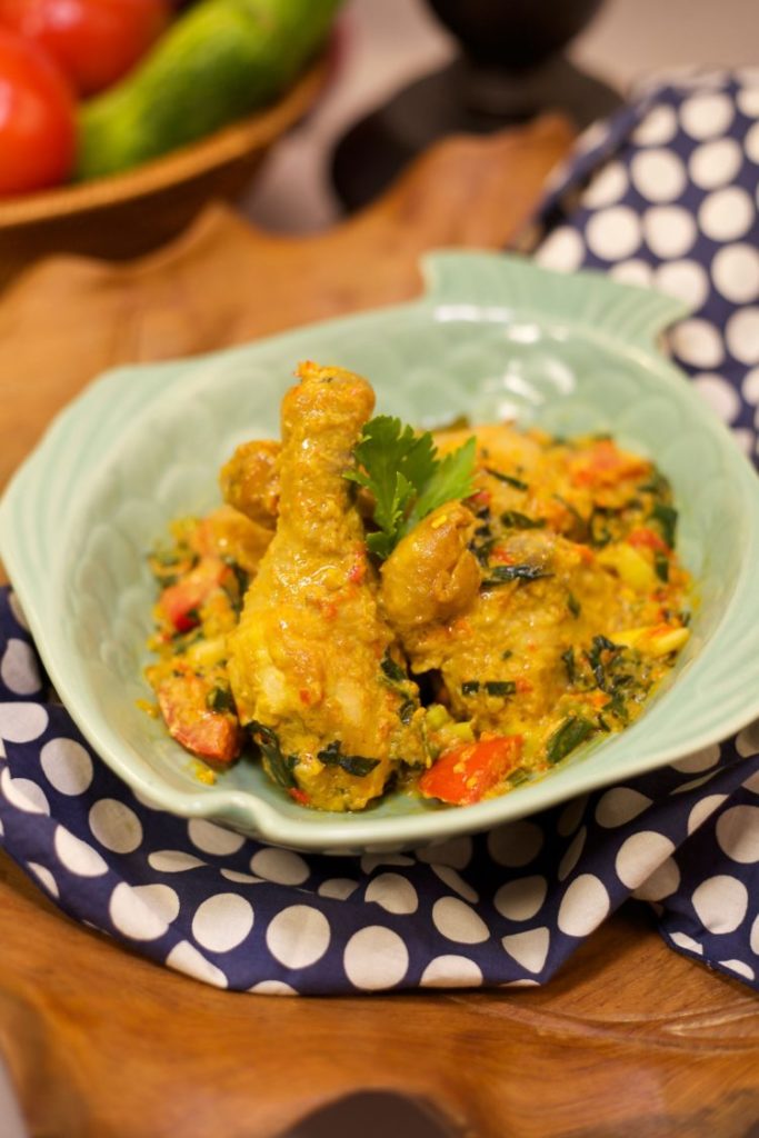 55+ Makanan Khas Indonesia (NAMA, PENJELASAN & GAMBAR)