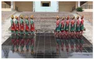 [Lengkap] Tari Ratoh Jaroe: Sejarah, Makna, Gerakan, Kostum + Video