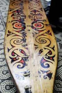 [Lengkap] Tari Monong Kalimantan Barat: Sejarah, Busana, Pola + Video