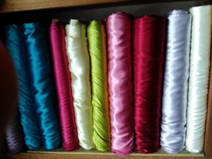 [Lengkap] Tari Cokek Betawi: Sejarah, Gerakan, Fungsi, Properti + Video