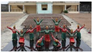 [Lengkap] Tari Ratoh Jaroe: Sejarah, Makna, Gerakan, Kostum + Video