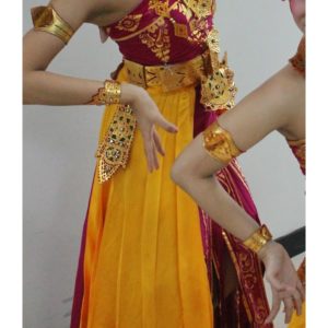 [Lengkap] Tari Janger Bali: Sejarah, Fungsi, Gerakan, Busana + Video