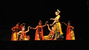 [Lengkap] Tari Ronggeng: Asal, Sejarah, Fungsi, Pola Lantai + Video