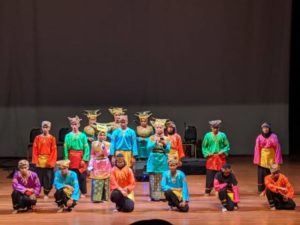 [Lengkap] Tari Randai: Asal, Sejarah, Pola, Gerakan + Video