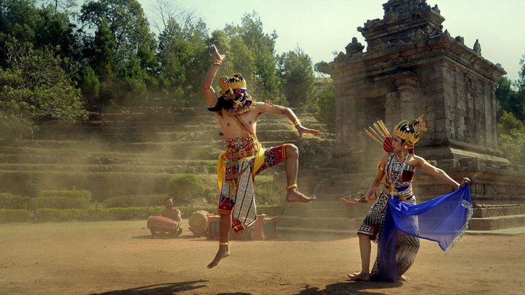 [Lengkap] 43+ Contoh Tari Berpasangan yang Populer