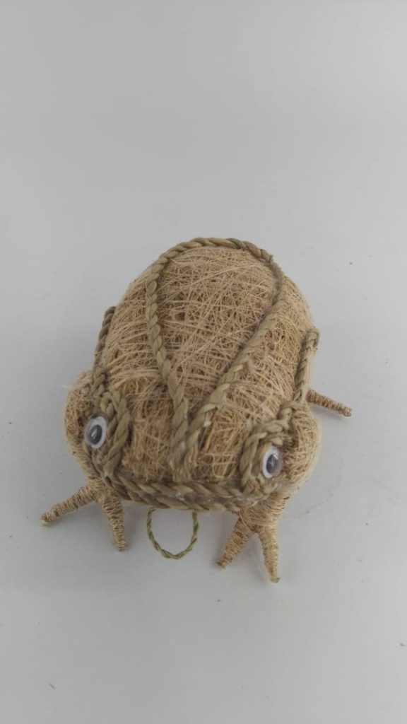 57 Kerajinan dari Bambu beserta Contoh & Cara Membuatnya