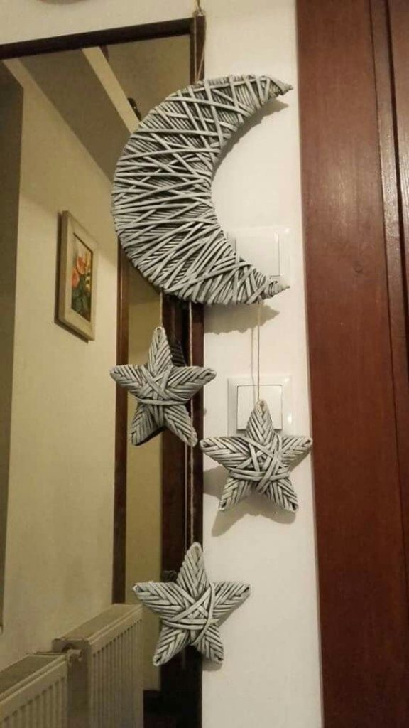 29+ Kerajinan dari Koran Bekas (CONTOH & CARA MEMBUATNYA)