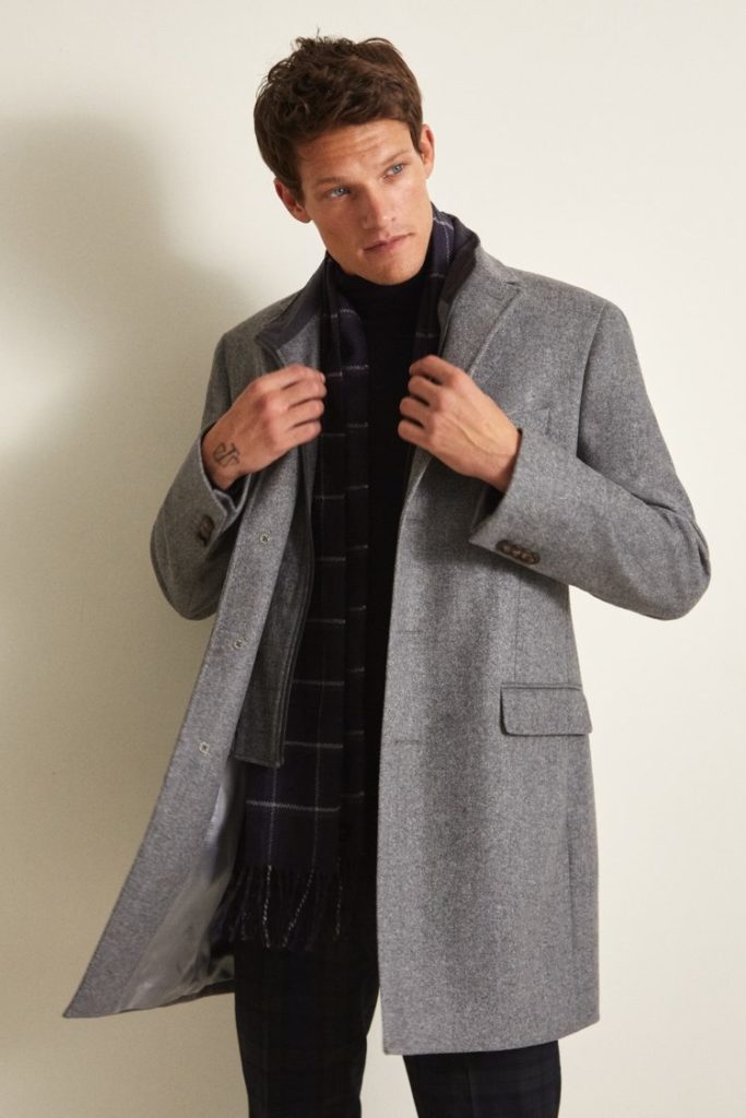 31 Jenis Jaket Pria dan Wanita beserta Nama & Gambar Lengkap